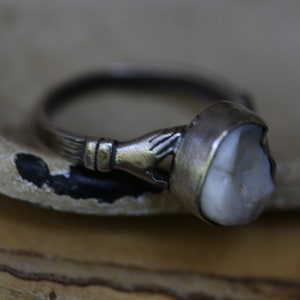 Lover’s Hand Single Tooth Ring (made in Your Size) - Etsy