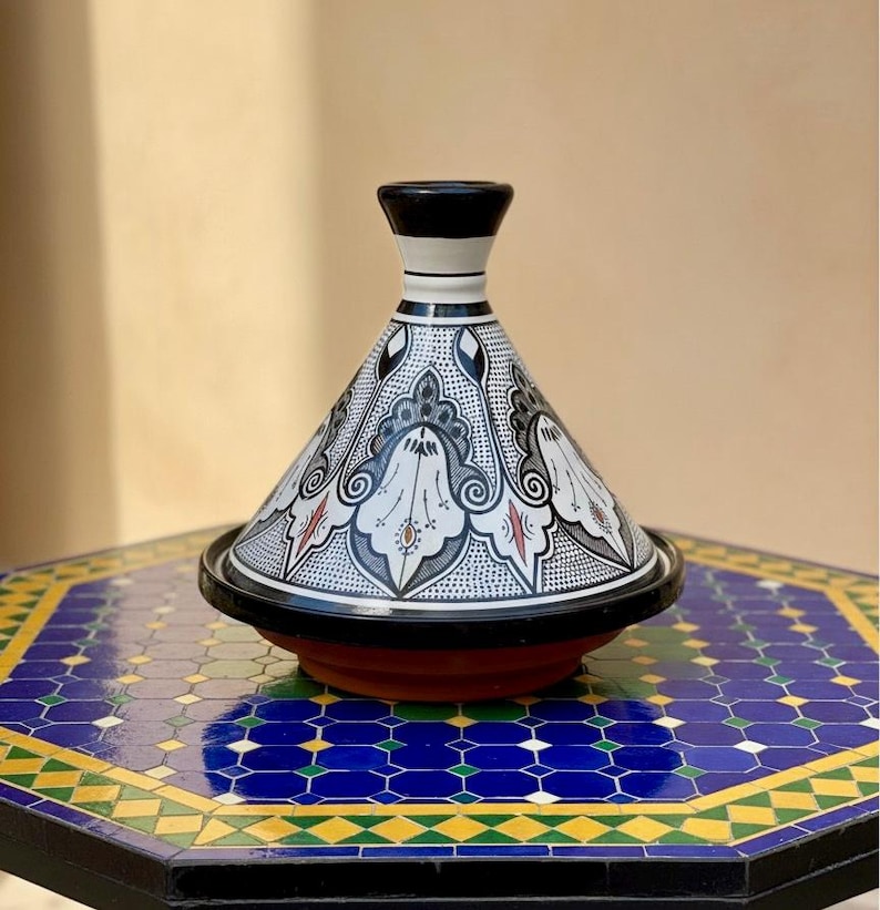 Tajine marocain artisanal en céramique – Fait main à Marrakech – Tajine ...