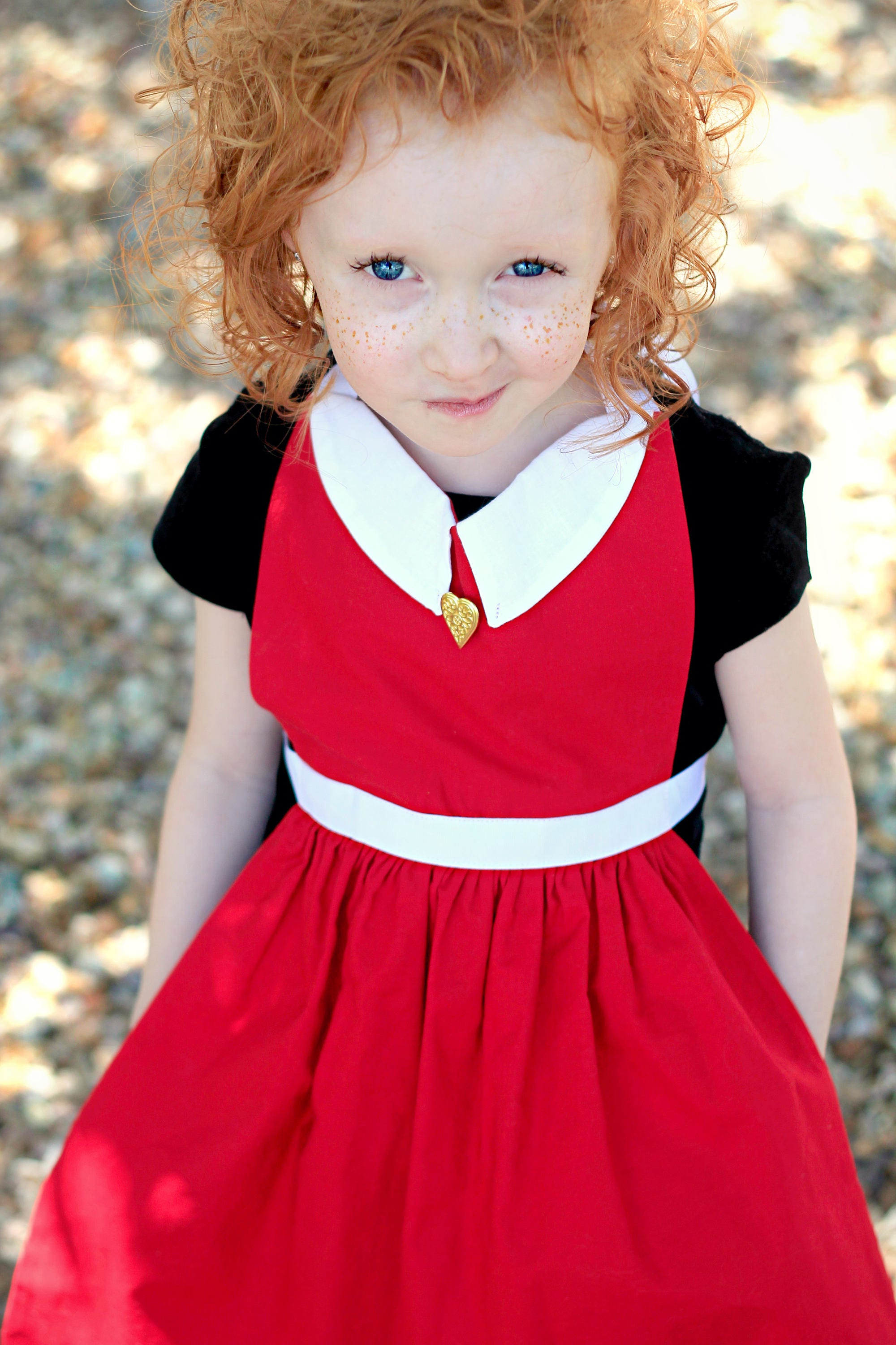 Annie In Wonderland Cosplay