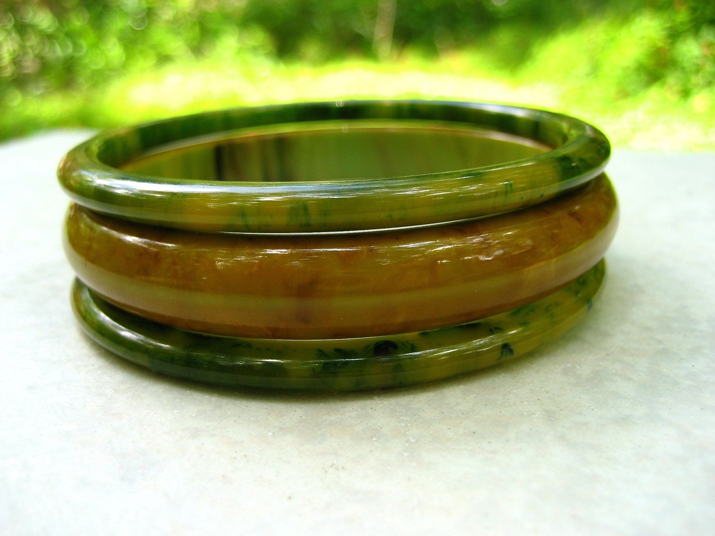 Vintage Bakelite Bangle Bracelets Stack of Three Marbled Green Spacers ...