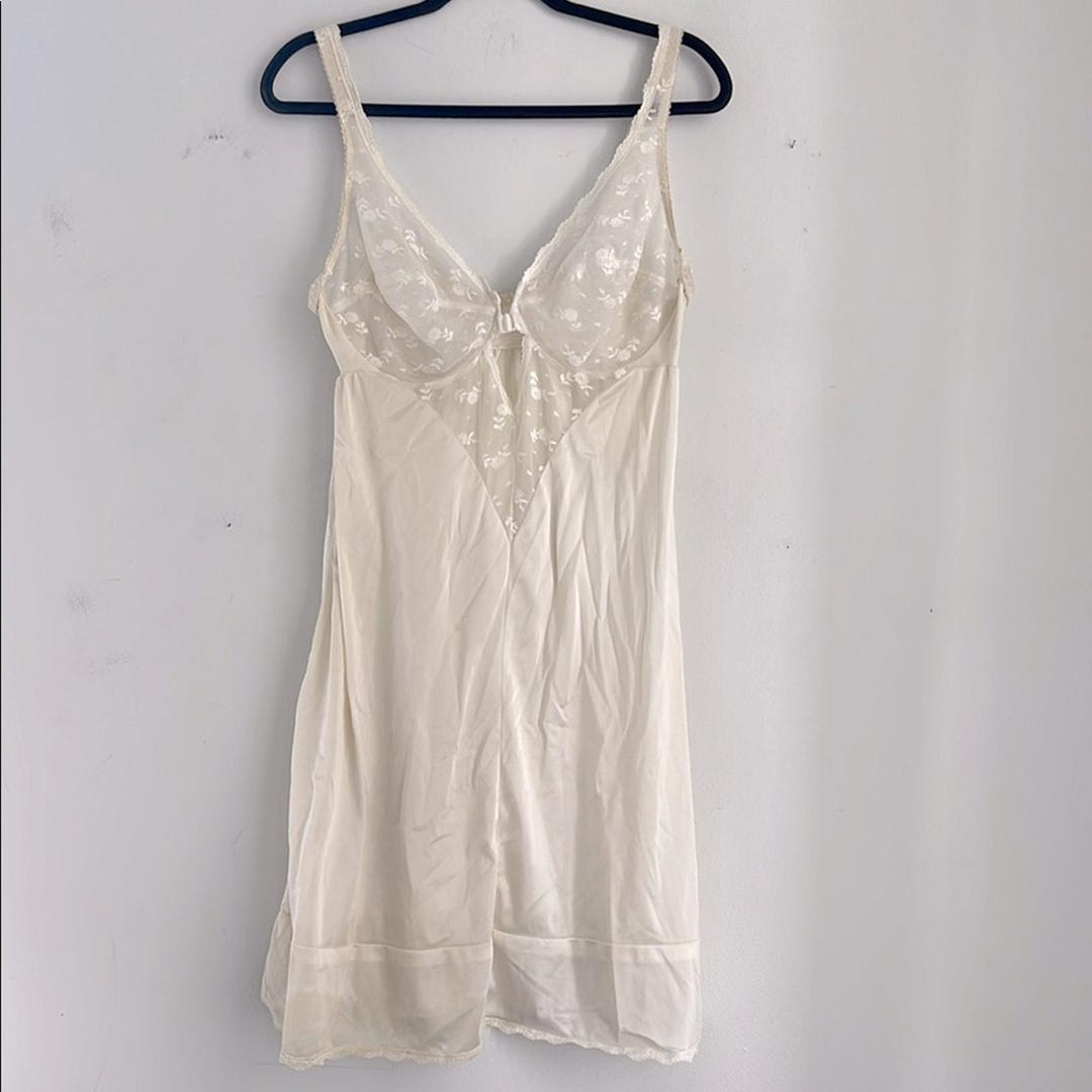 Vintage Woolite Floral Lace Detail Underwire Boudoir Lingerie Chemise ...