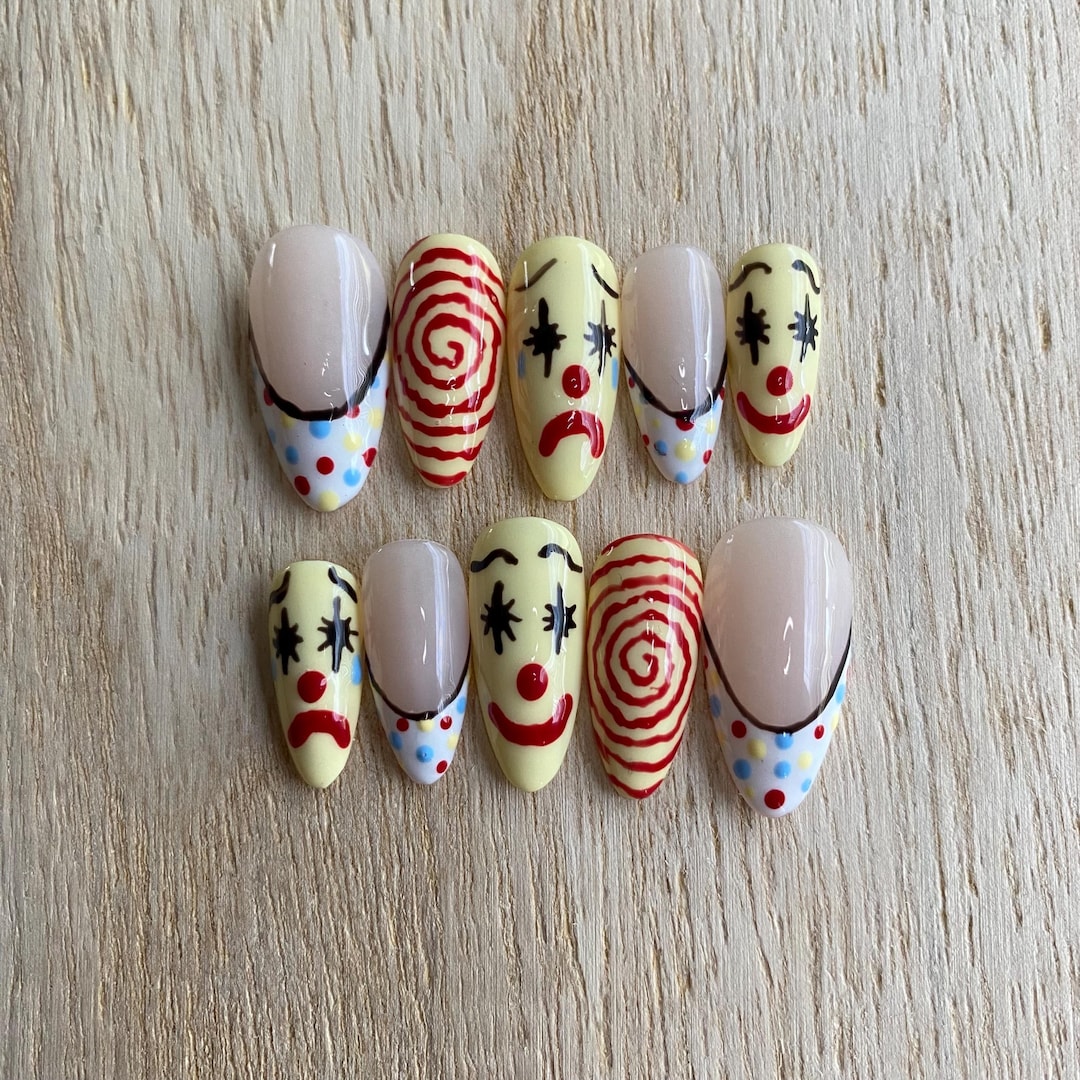 Halloween Circus Clown Spirals Hand Painted Press on Nails| Almond - Etsy