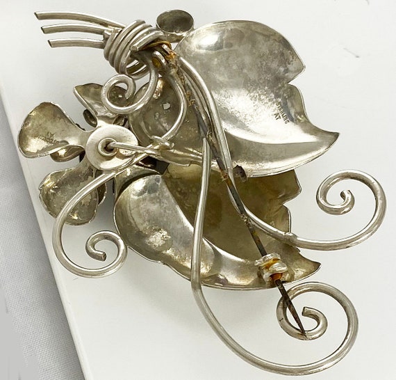 Large Repousse Sterling Silver Flower Leaves Brooch V… - Gem