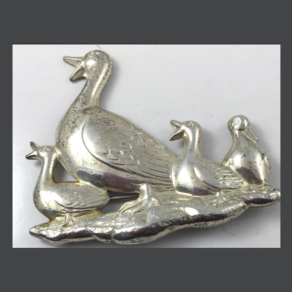 Duck Brooch - Etsy