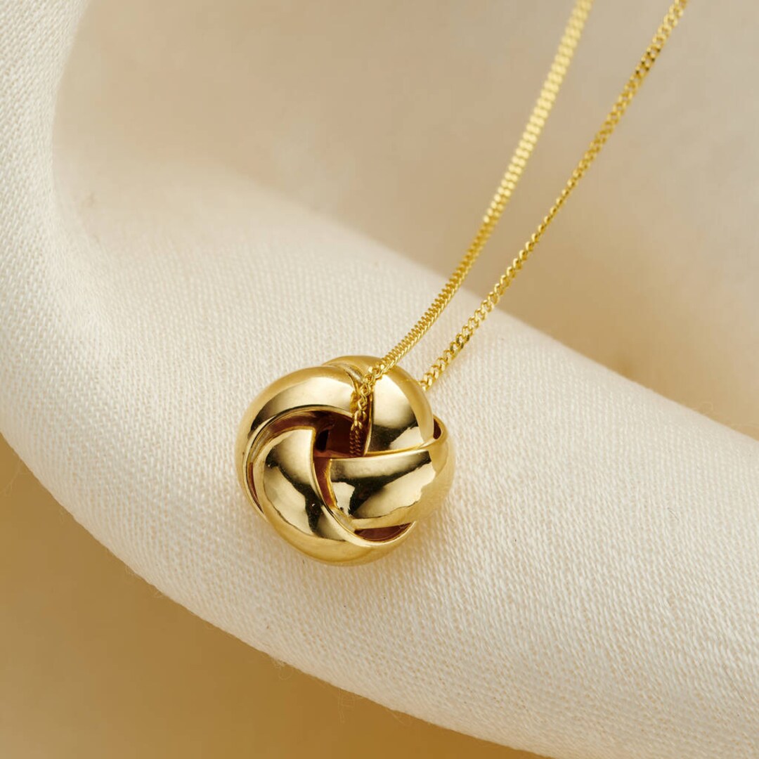 Collana con ciondolo a forma di nodo in oro 9 carati / Ciondolo a forma ...