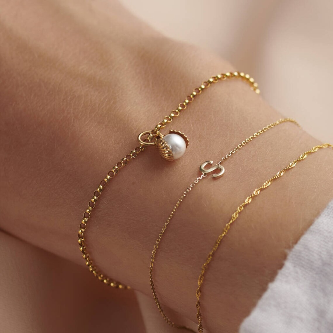 9ct Gold Pearl and Shell Charm Bracelet - Etsy UK