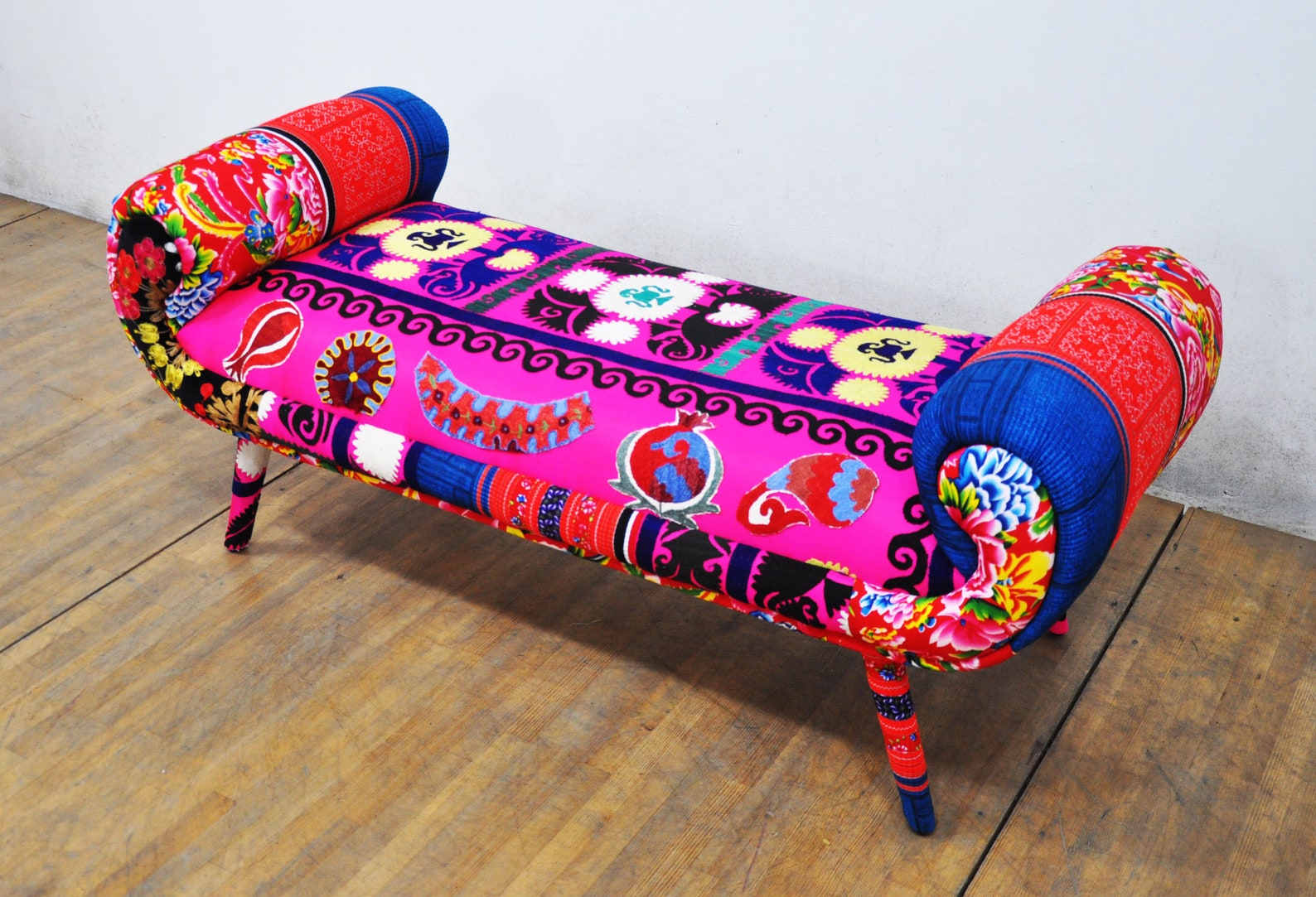 Samurai Bench - Scarlett - Etsy