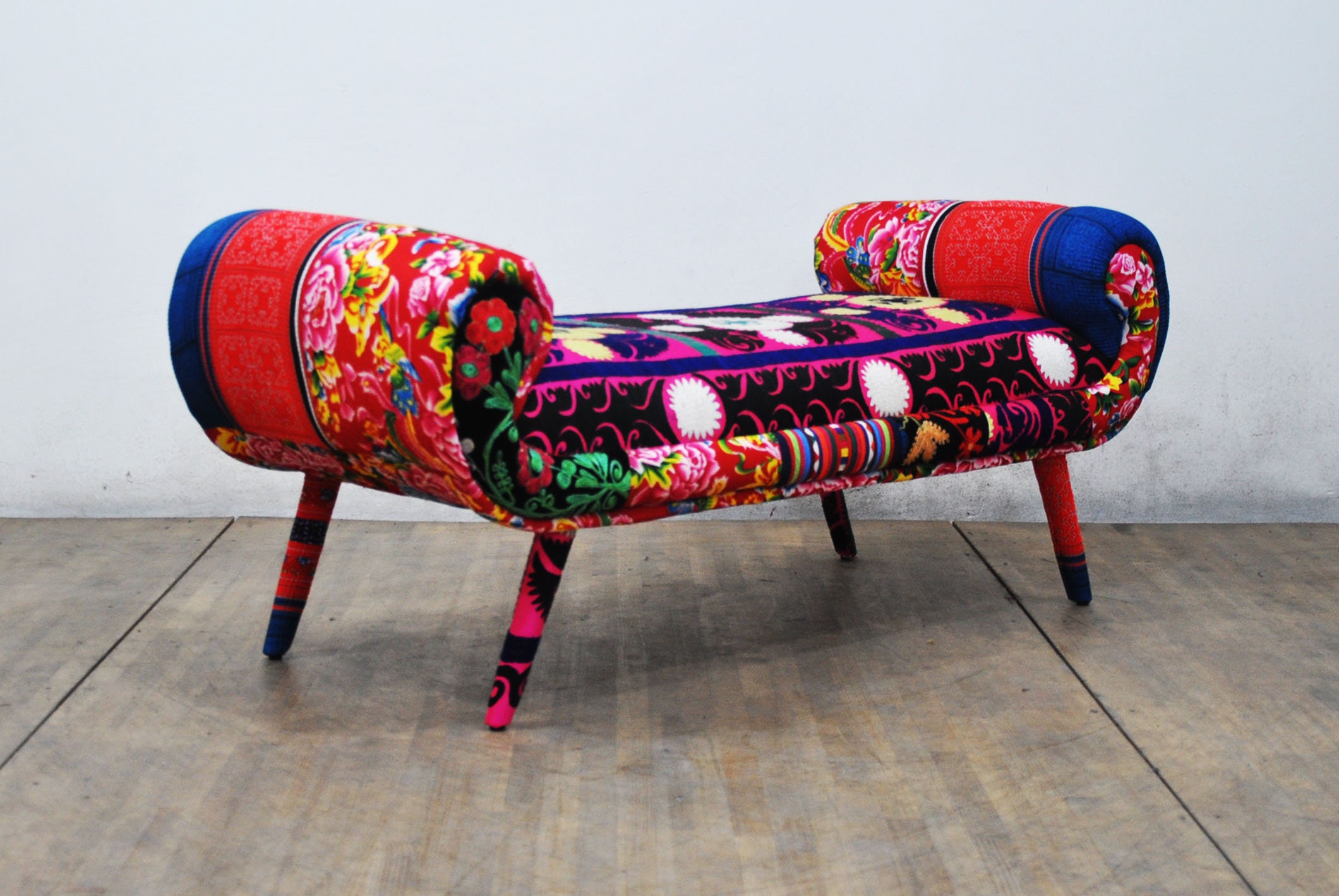 Samurai Bench - Scarlett - Etsy