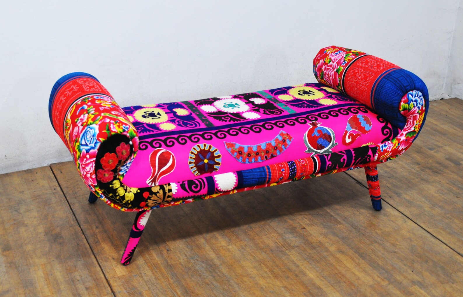 Samurai Bench - Scarlett - Etsy