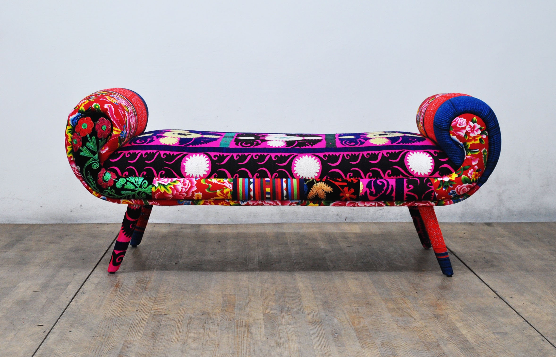 Samurai Bench - Scarlett - Etsy