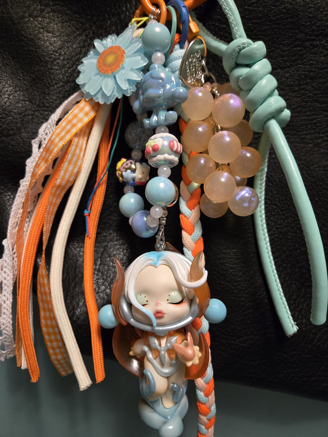 Skull Panda Sound Series- the Joy Keychain With Knotted Ropes, Grapes ...