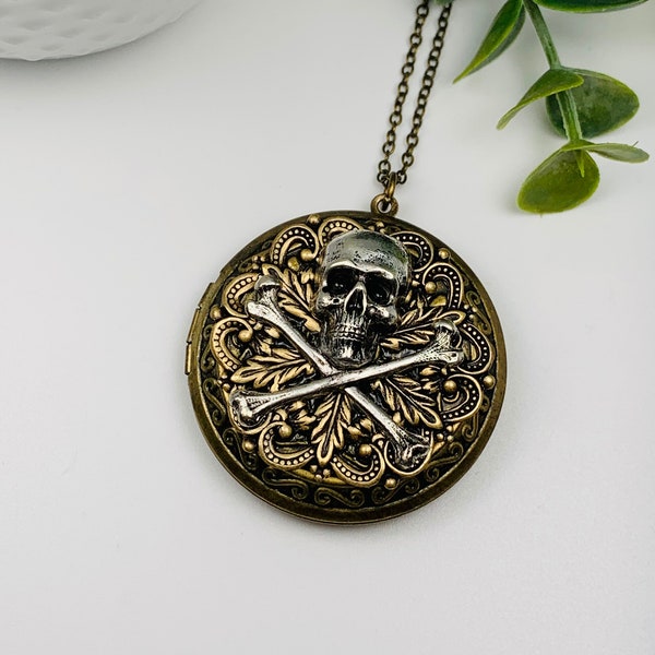 Skull Locket - Etsy
