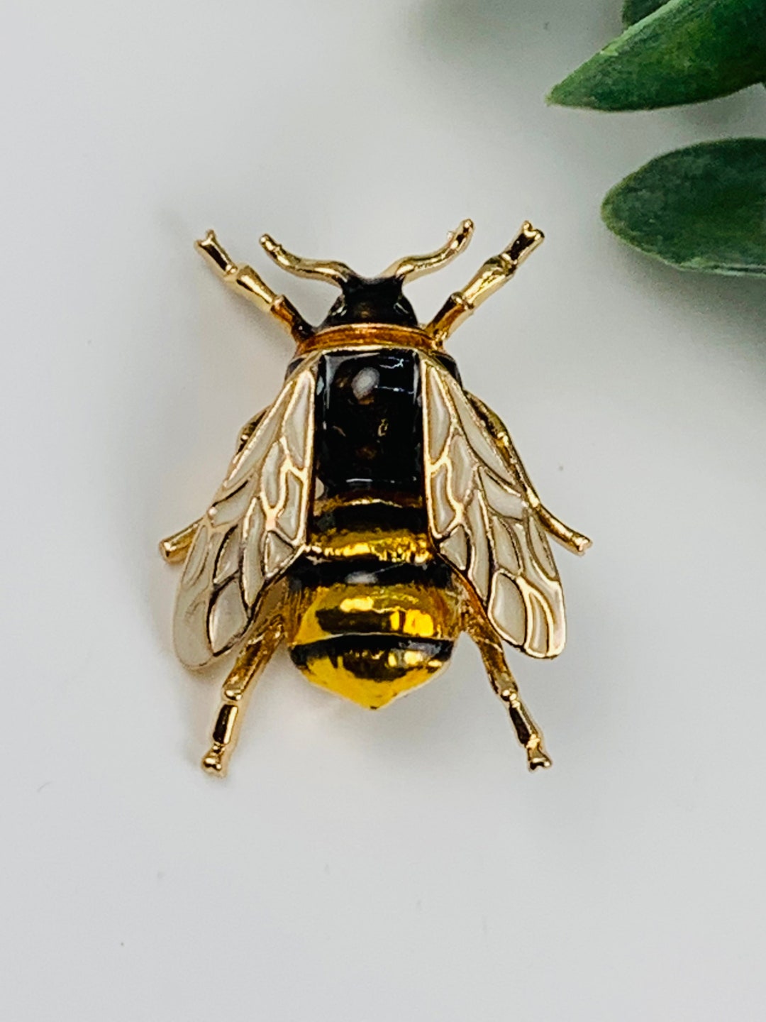 Bee Enamel Pin/brooch - Etsy