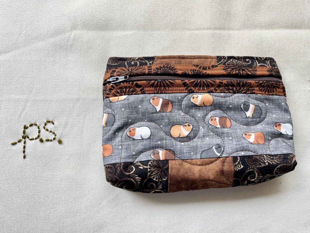 Little Guinea Pigs Patchwork Brown Pouch - Guinea Pigs Cell Phone Pouch ...