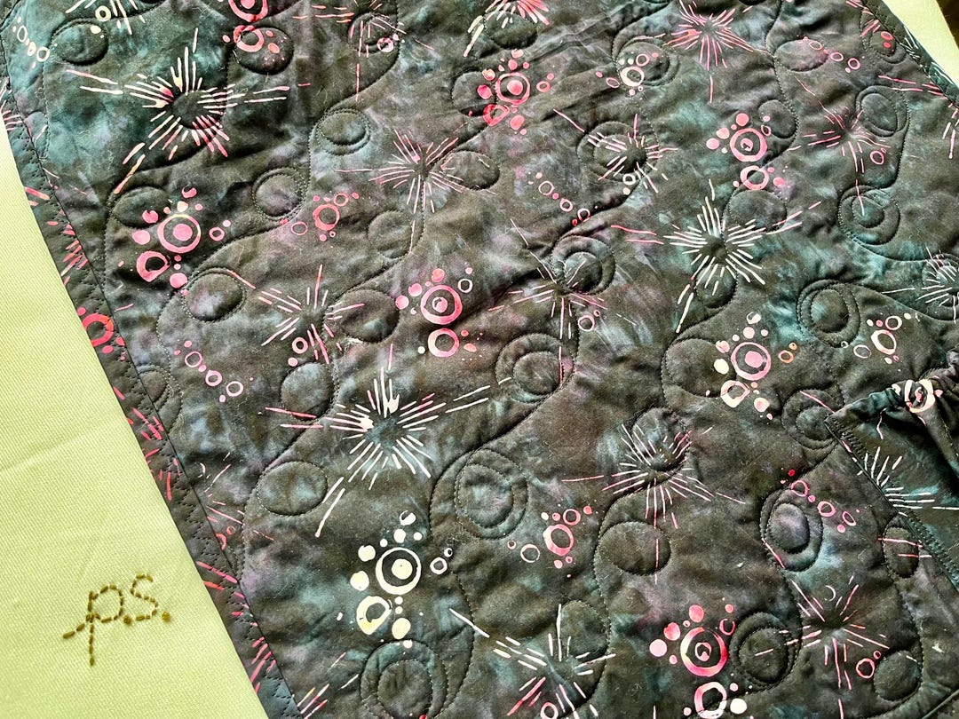 Quilted Bass Bib in Playful Pink Circles on Black - Etsy UK