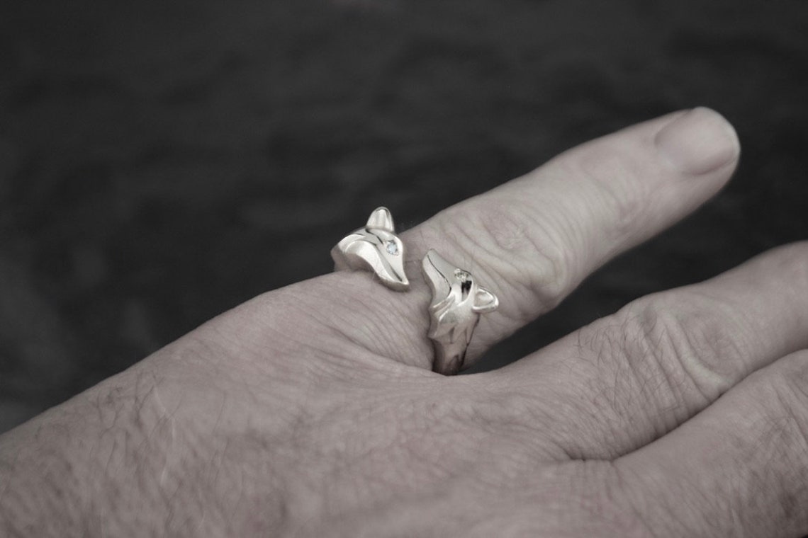 Double Fox Ring. Silver , Diamond Eyes - Etsy