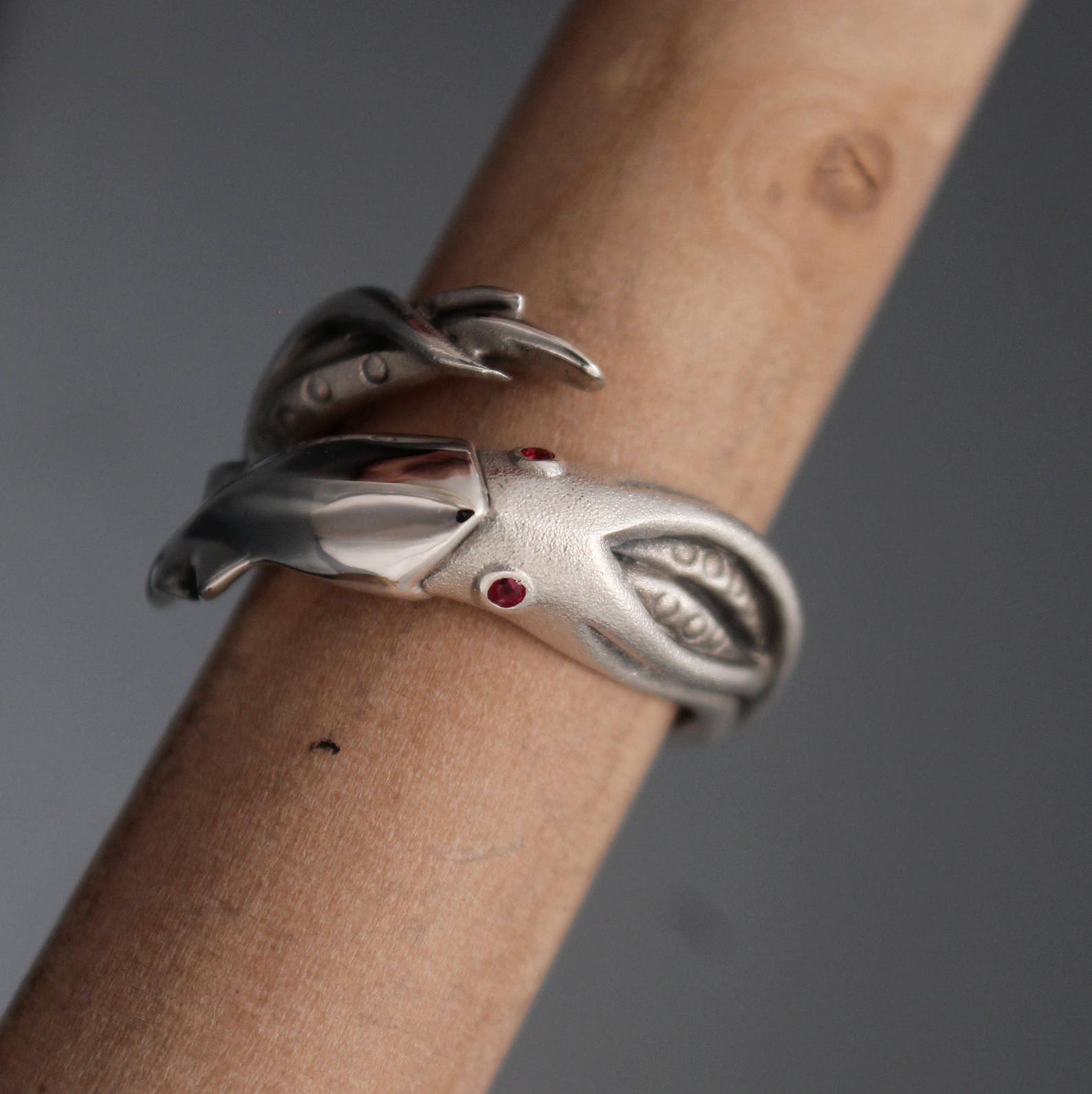 Squid Ring Silver With Gem Eyes - Etsy