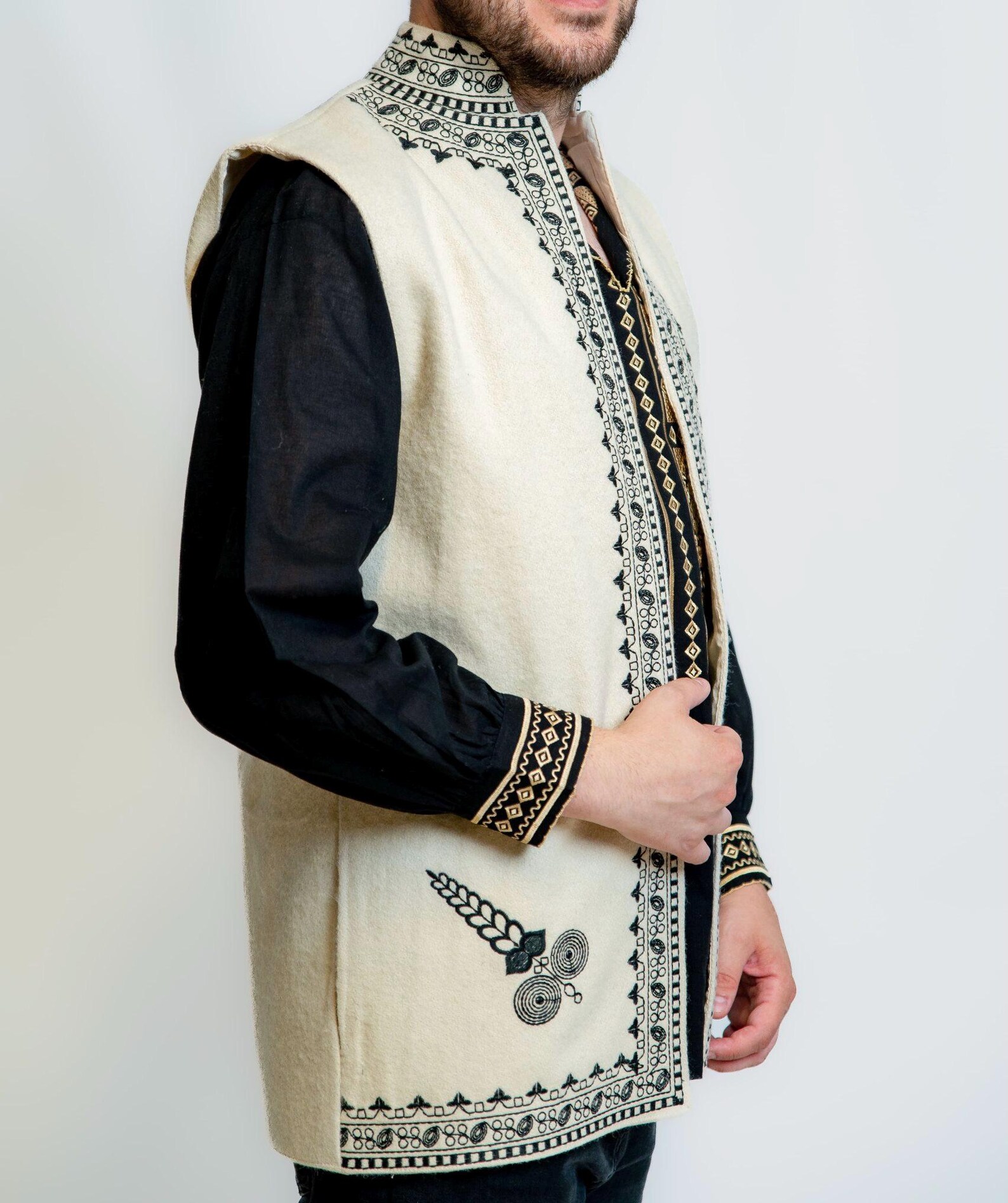 Folk Men Vest , Traditional Men Waistcoat , Men Folk Vest Embroidery ...