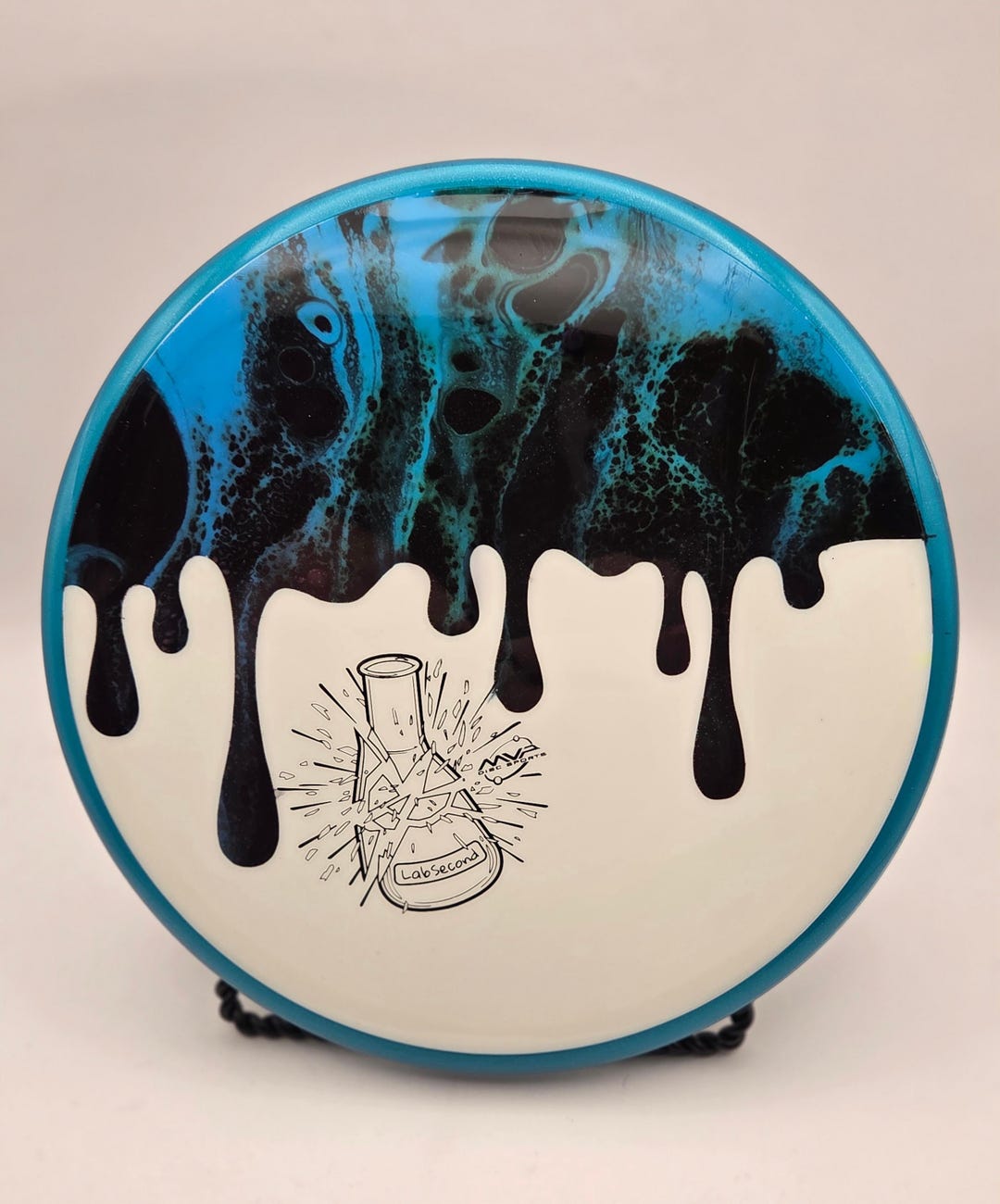 Custom Dyed Axiom Prism Neutron Pyro - Blue & Black Drip Dye - 174g ...