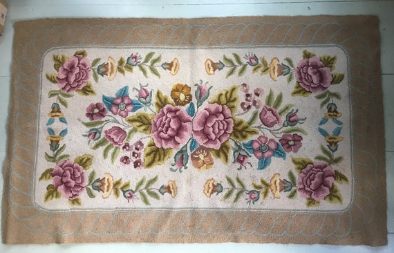 Beautiful Vintage Wool Handmade Hooked Rug - Etsy