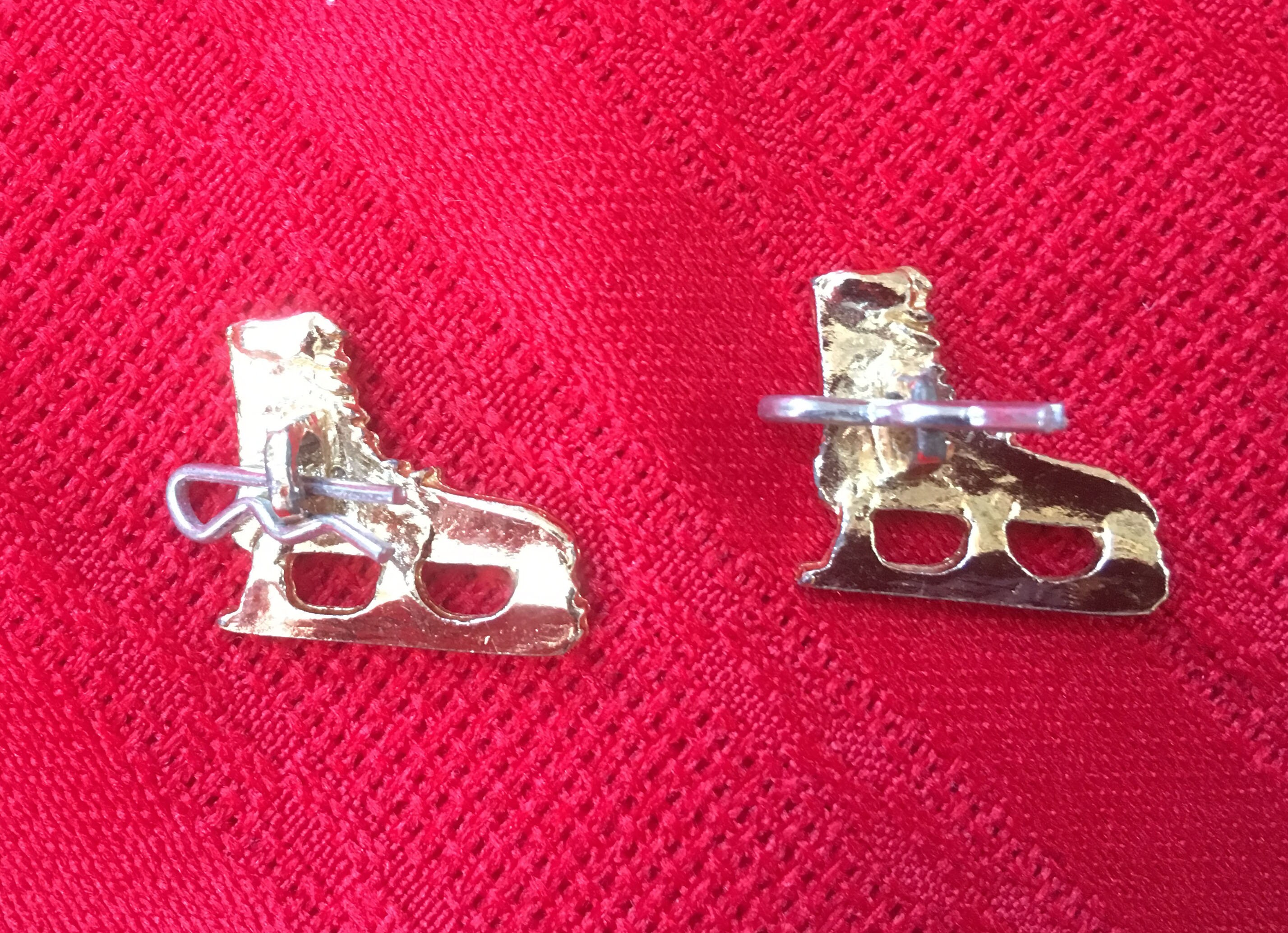 2 Vintage Skate Pins/buttons - Etsy