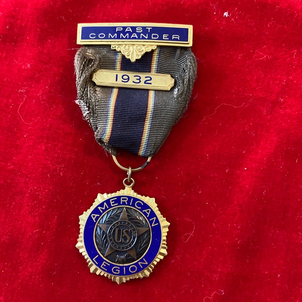 Commander Pins - Etsy