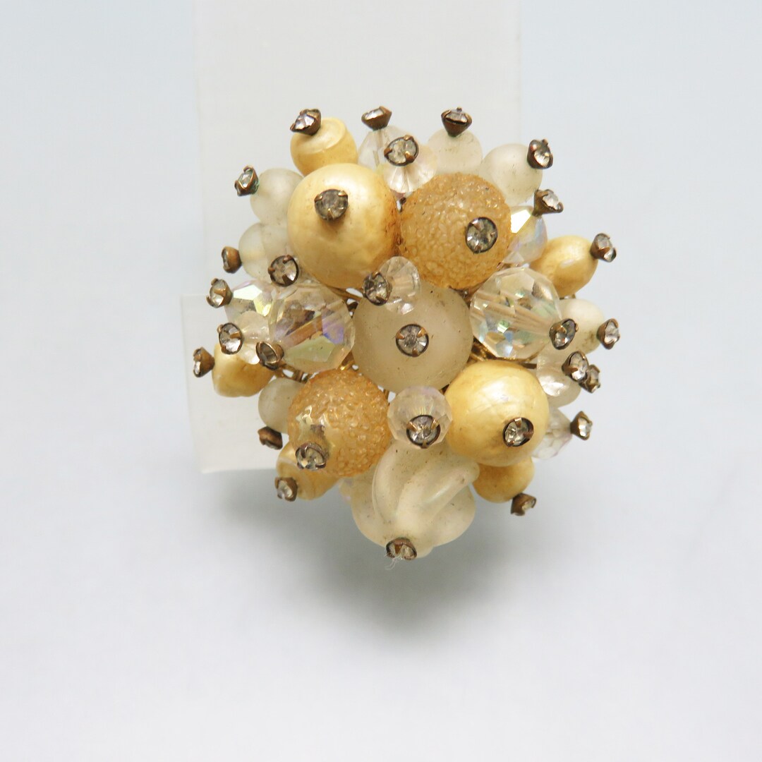 Stunning Vintage Vendome Beige and White Beaded Brooch - Etsy