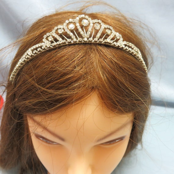 vintage lovely rhinestone tiara - Gem
