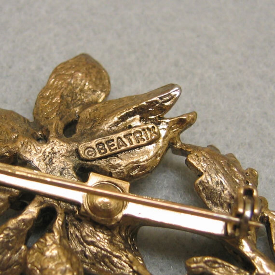 Vintage Beatrix Poinsettia Christmas Brooch | Etsy