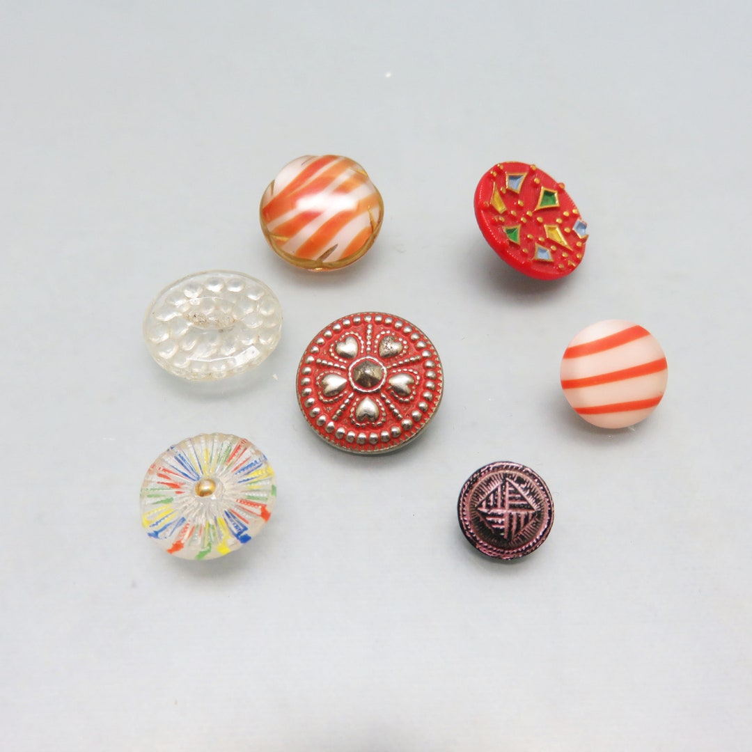Vintage Glass Button Collection: Mostly Red, Collector Buttons - Etsy