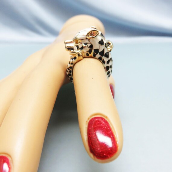 1980s Snow Leopard Head Costume Ring, Black and White… - Gem