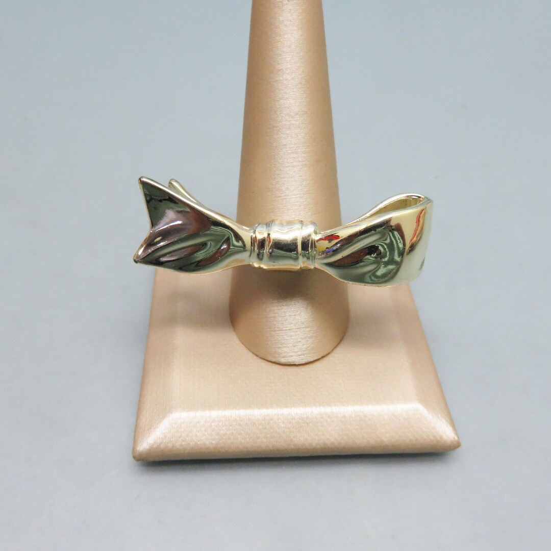 Golden Ribbon and Bow Ring, Knock Your Socks OFF, Big Goldtone Metal ...