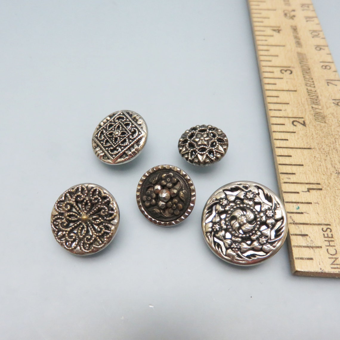 Collection of 5 Vintage Metal Buttons, Silvertone Metal With Silver ...