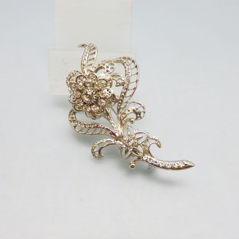 Avon Brooch - Etsy