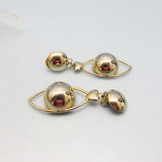 Fabulous Vintage Three Dimensional Op Art Dangle Clip… - Gem