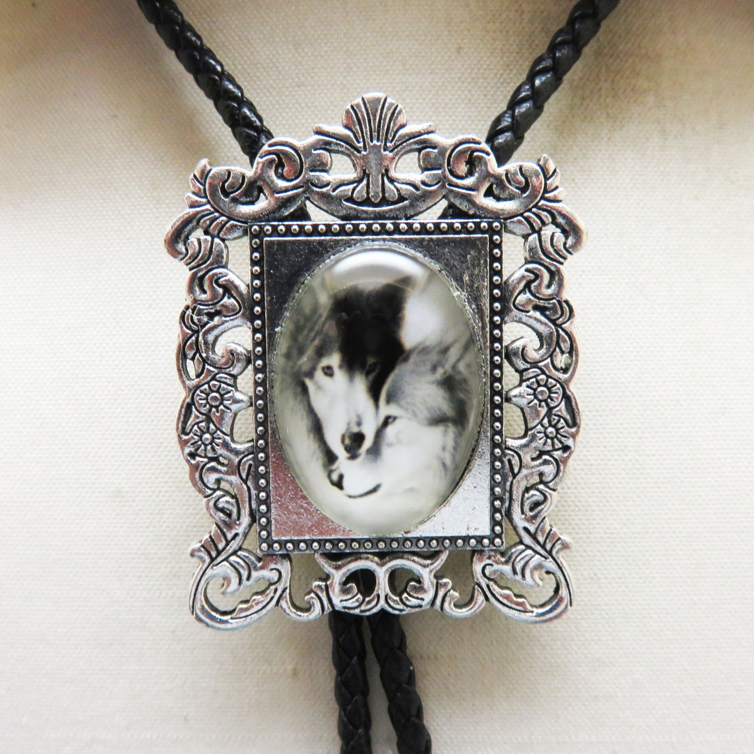 Wolf Pair Bolo Tie, Glass and Silvery Metal Wolf Bolo Tie - Etsy