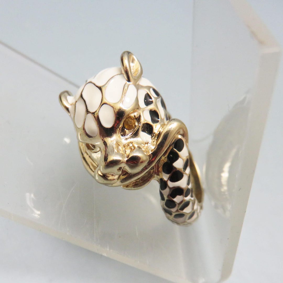 1980s Snow Leopard Head Costume Ring, Black and White Enamel, Size 6.50 ...