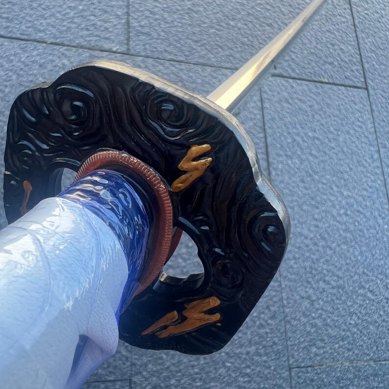 Life-size Highly Detailed Replica of the Sakai Katana and Sakai Tanto ...