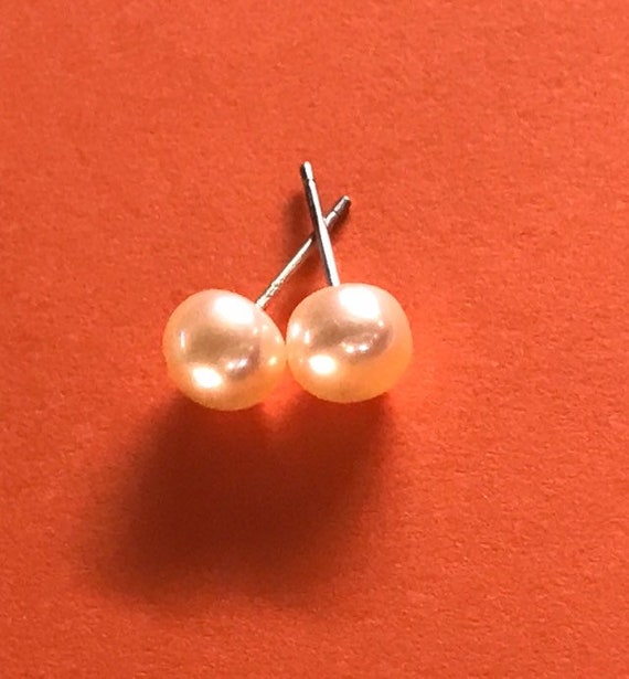 7mm Genuine off White Pearl Stud Earrings With Silver Tone Backs Etsy