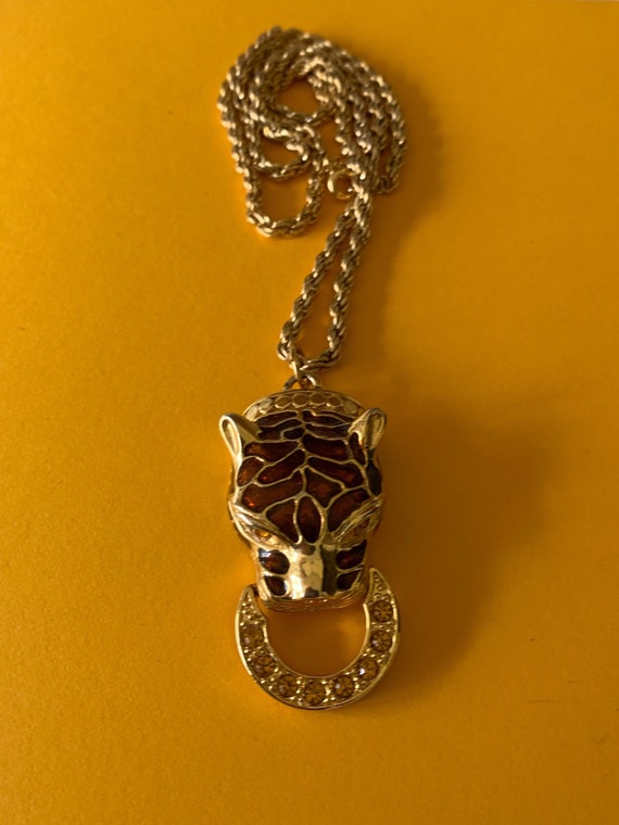 Wonderful Hinged Leopard Pendant With Enamel Spots An… - Gem