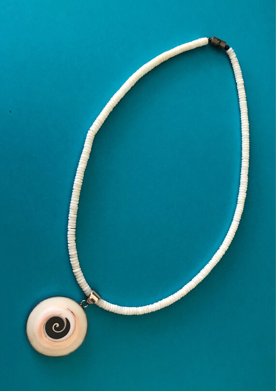 Minimal Classic White Clam Shell Heishi With Decorati… - Gem