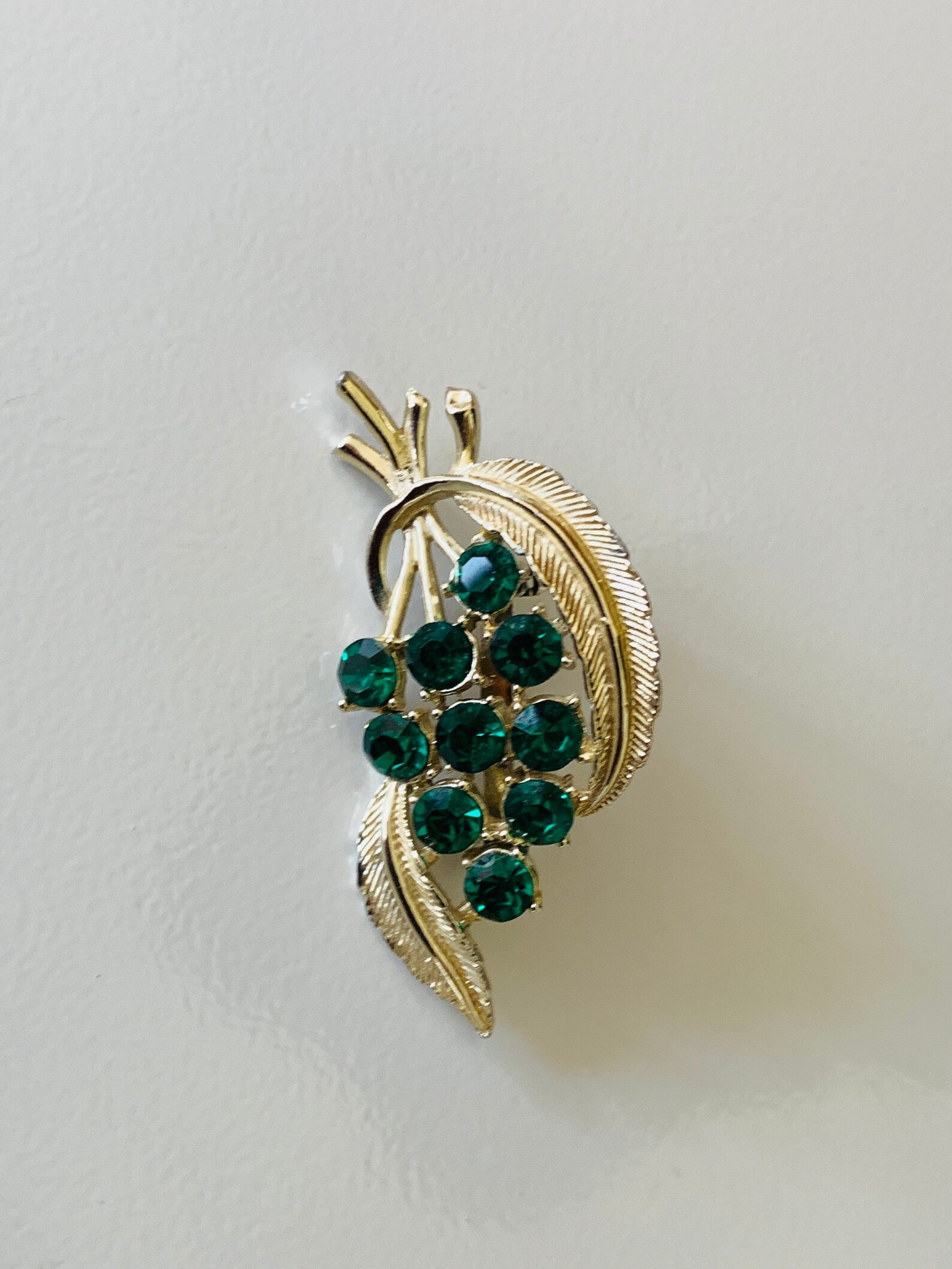 Vintage Green Rhinestone Grapes Pin - Etsy