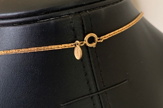 1970's Vintage Avon Shiny Gold Decorative Chain and G… - Gem