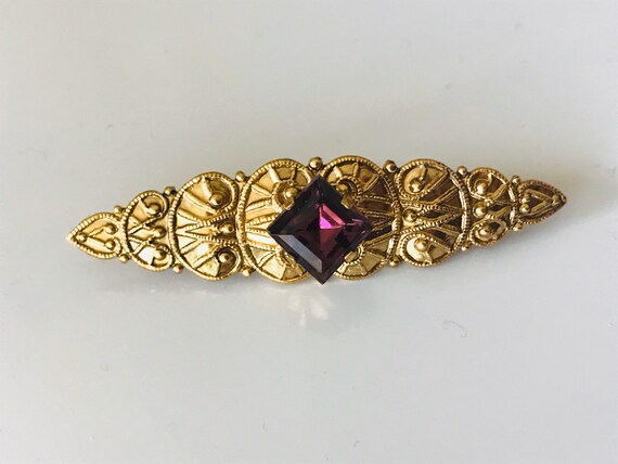 Vintage Repousse Gold Plated High Relief Bar Pin With… - Gem