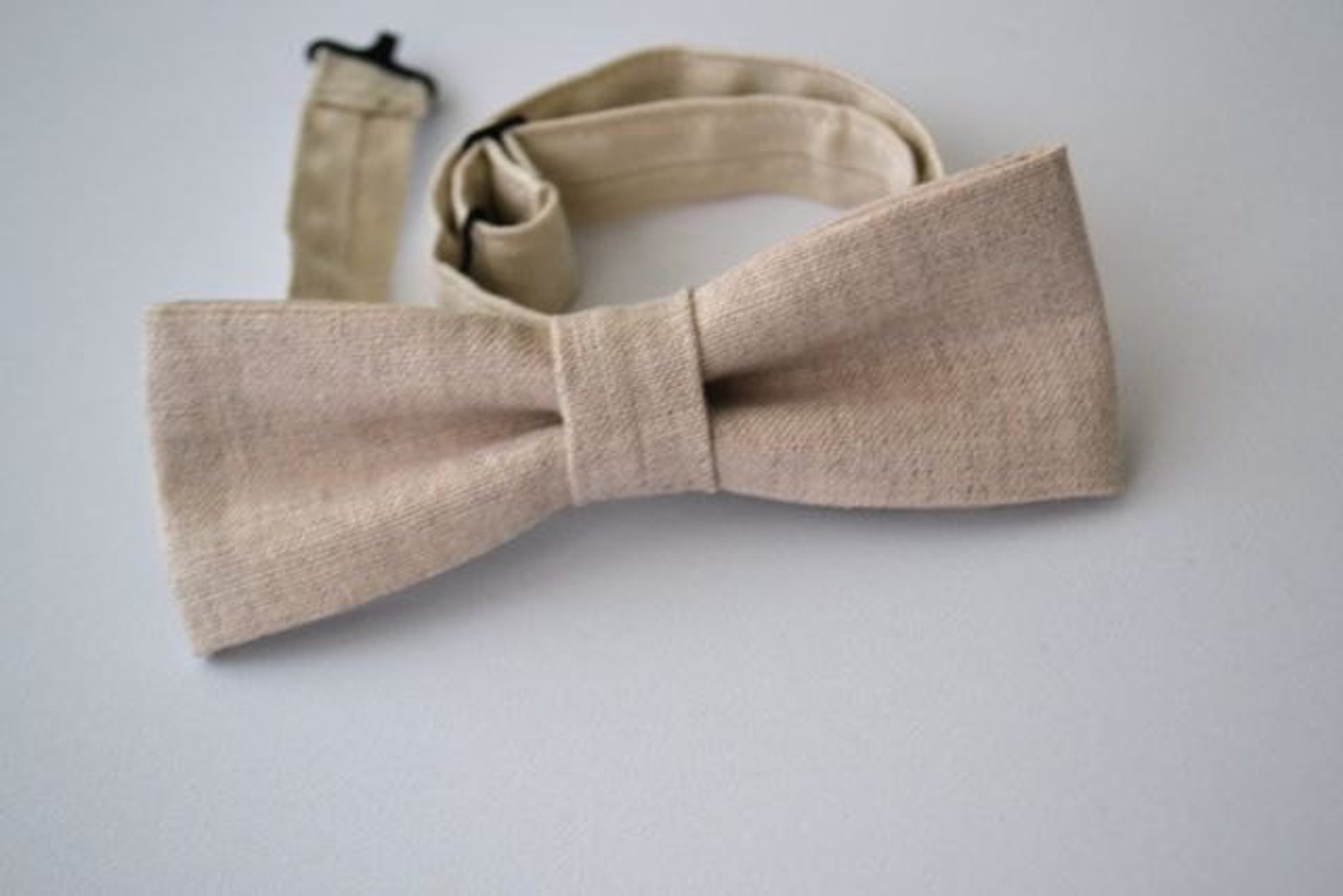 Skinny Bow Tie in Neutral Linen - Etsy
