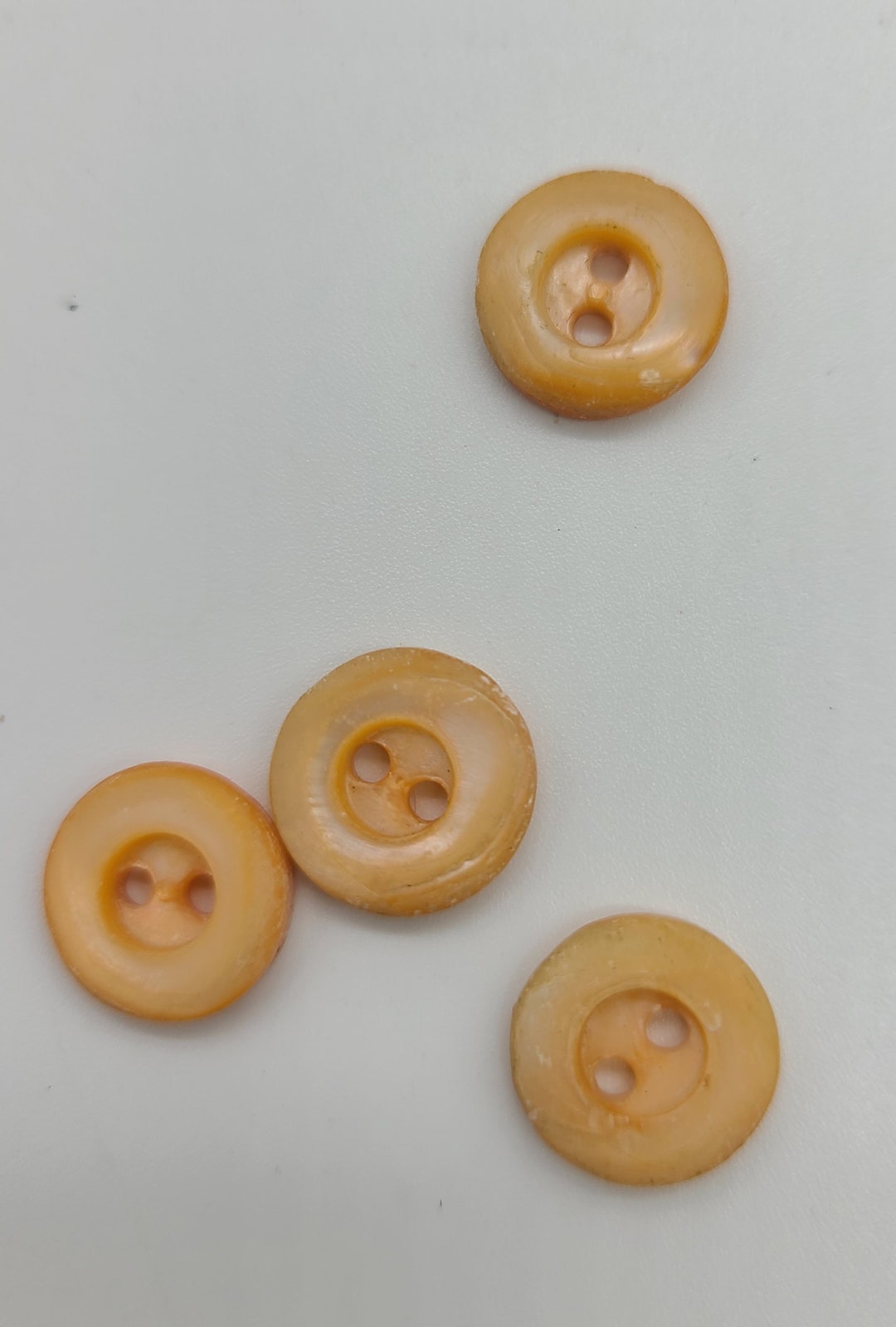 4 Dyed Vintage Mop Buttons - Etsy