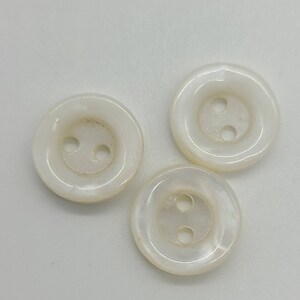 3 White Vintage Buttons - Etsy