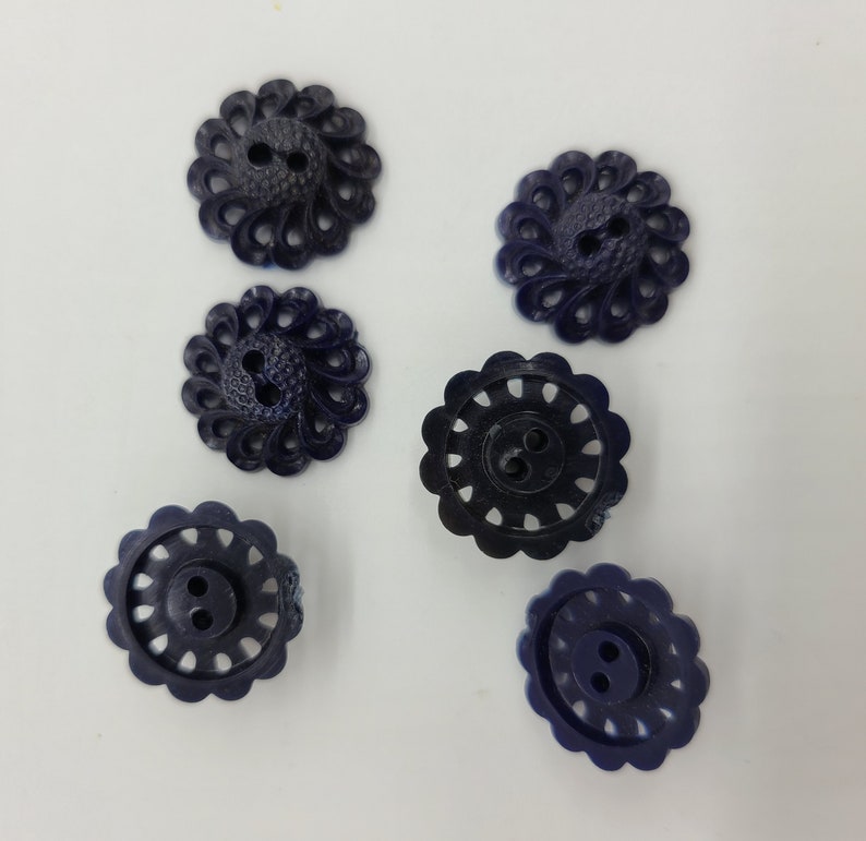 6 Navy Vintage Buttons - Etsy