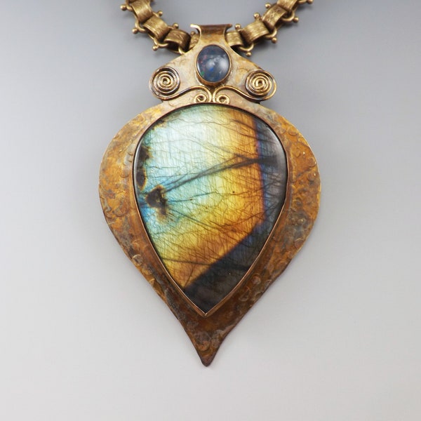 Spectrolite Pendant - Etsy