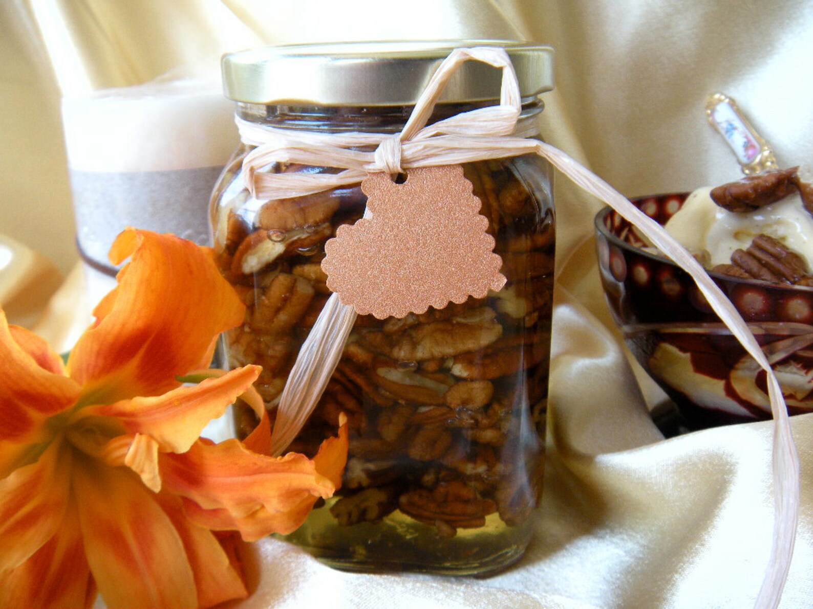 Gourmet Gift, Raw Honey & Pecans Jar, Edible Gift - Etsy